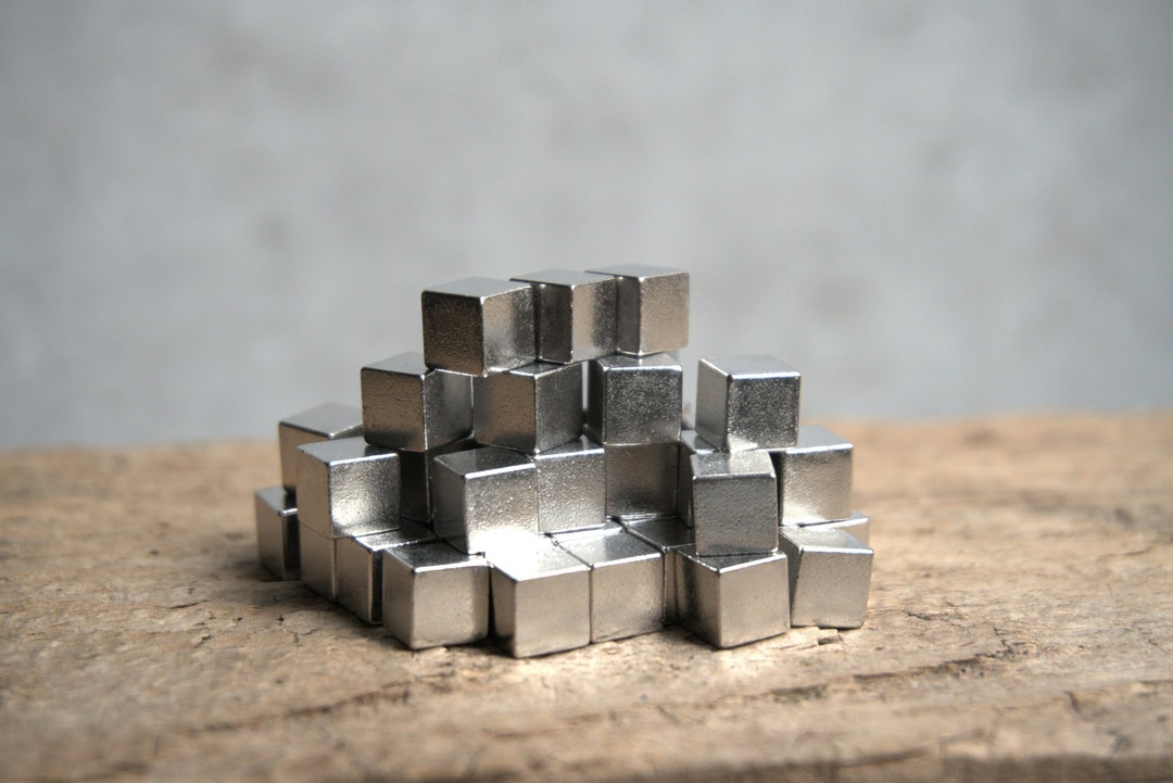 Silver Metal Cubes for Board Games, 8mm (50 Pieces in Tin) - Etsy