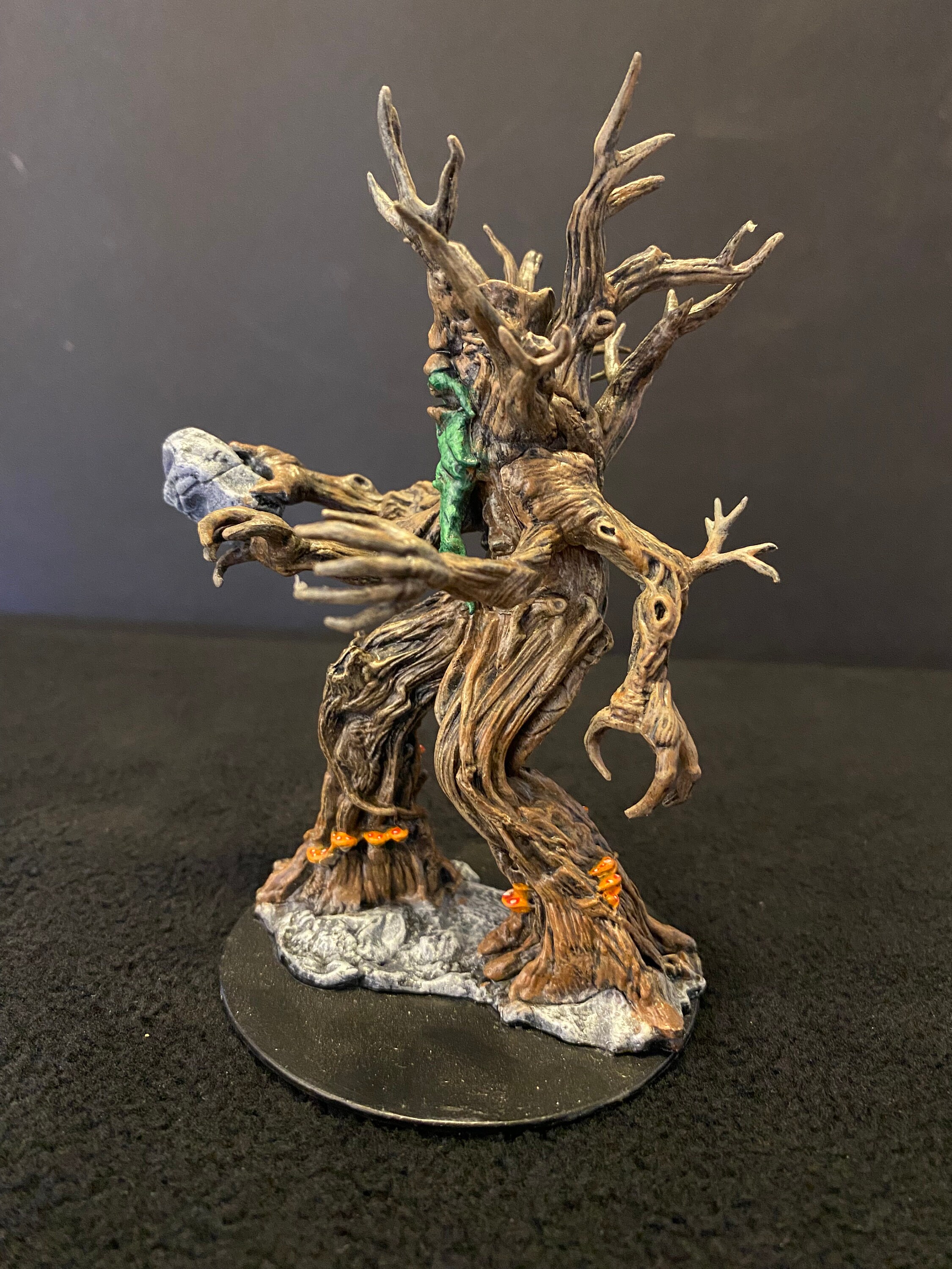 Treant by Wizkids Nolzur’s Marvelous Miniatures / Painted 28mm ...