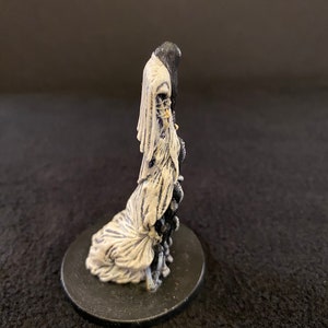 Yurei From CMON Rising Sun / Painted 28mm Scale Miniature for Dungeons ...