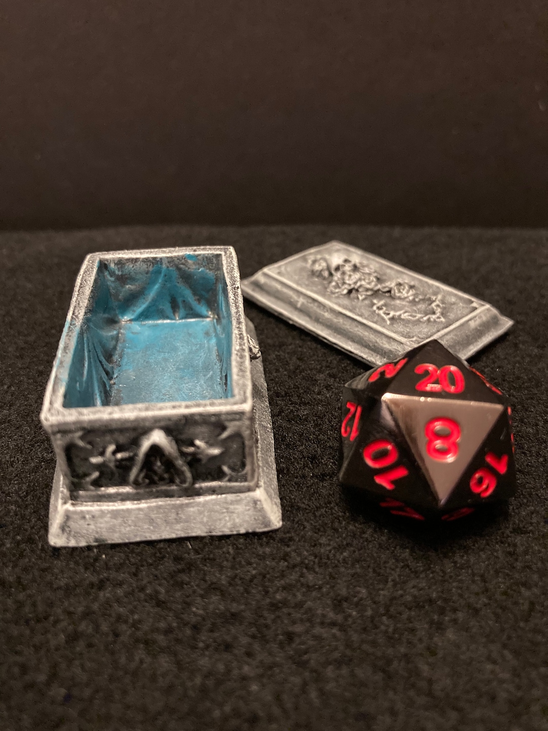 Vampire Coffin by Reaper Bones / Painted 28mm Miniature Scatter Terrain ...