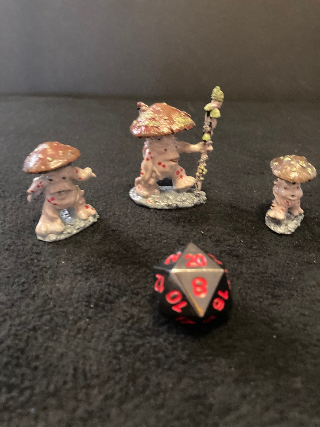 Myconids by Reaper / Painted 28mm Miniature for Dungeons and Dragons ...