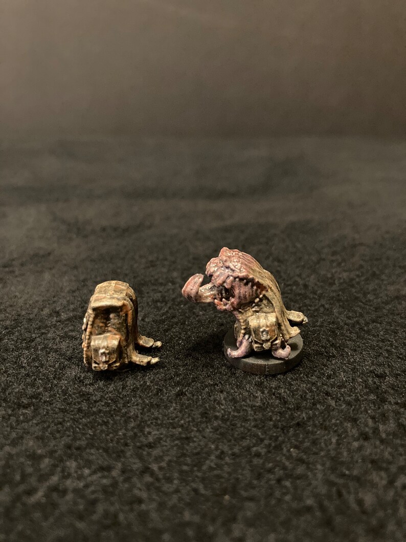 Mimic Backpack by Epic Miniatures / Painted 28mm Miniature - Etsy