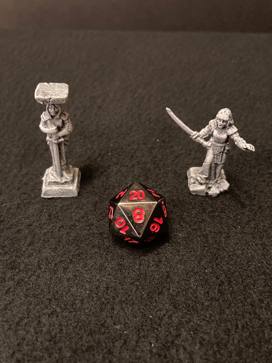 Caryatid Columns by Reaper Bones / Painted 28mm Miniature Scatter ...