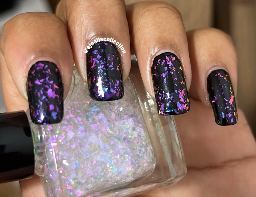 A Shifting Violet Pink Blue Red Flake Nail Polish Topper Nail Varnish ...