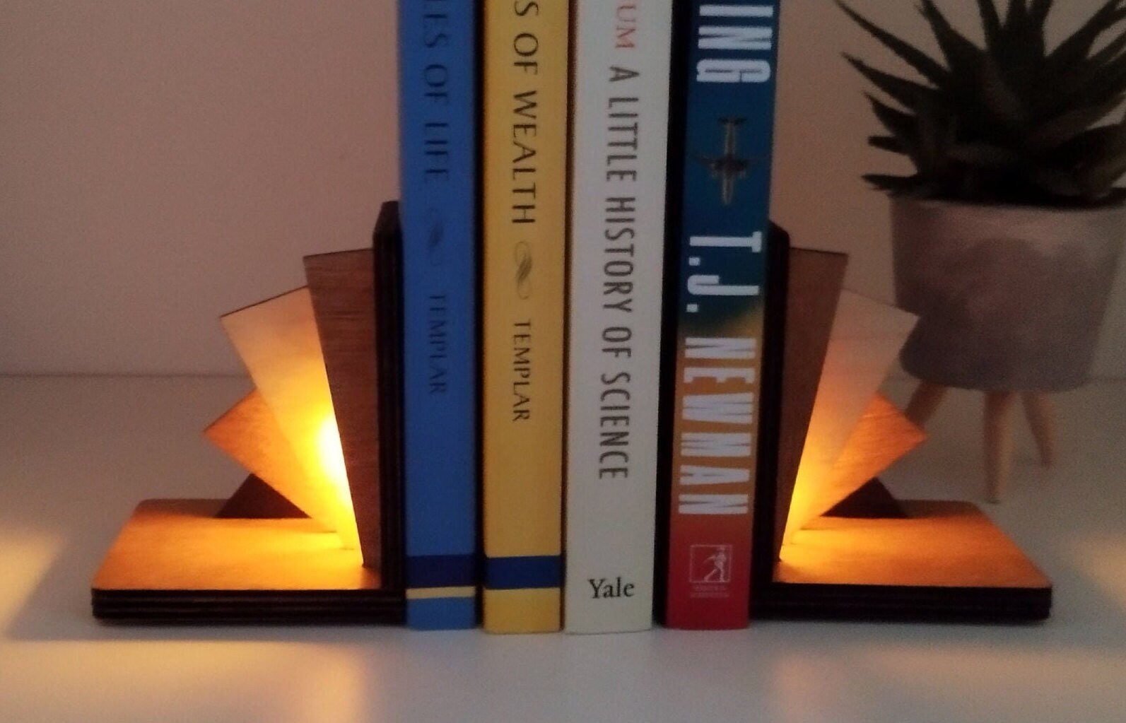 LED Art Deco Bookends - Style 2 - Wooden Contemporary, Aesthetic and ...