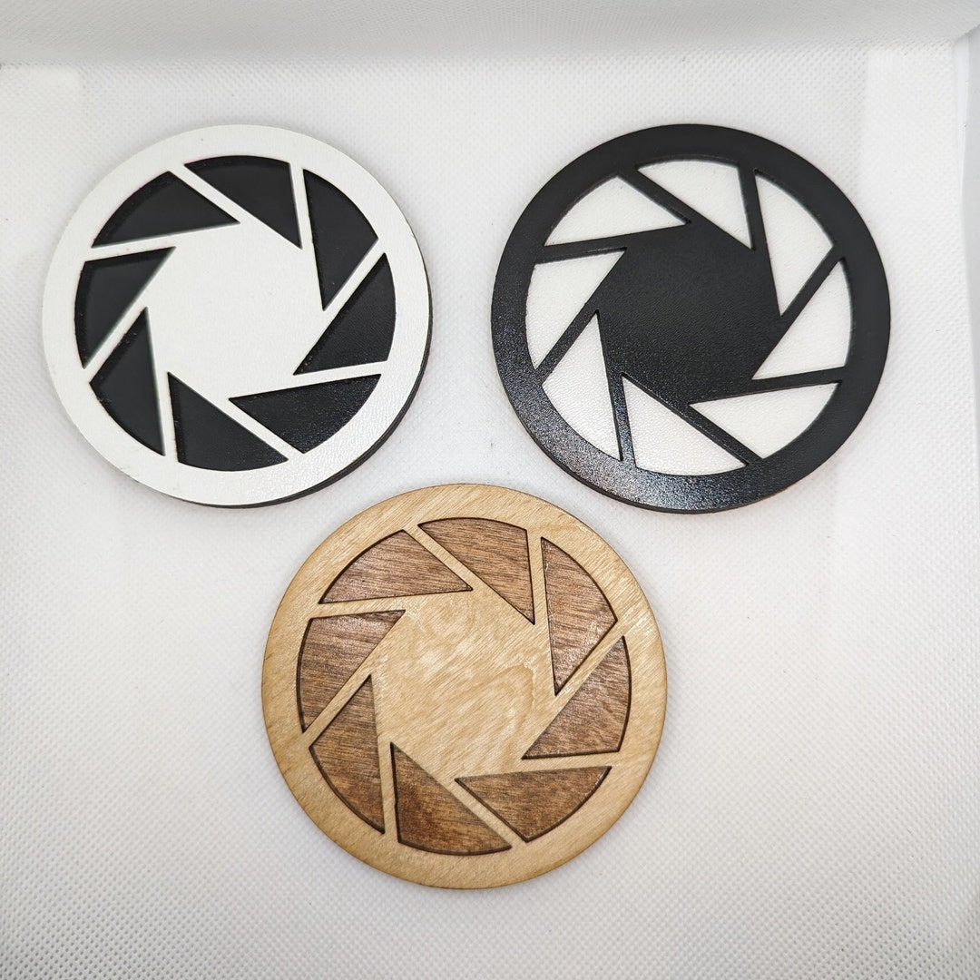 Aperture Science Wooden Coasters - (portal) White / Black / Natural ...