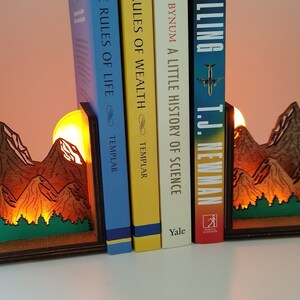 Pair of LED Mountain Forest Wooden Bookends - Nightlight - Bookshelf ...