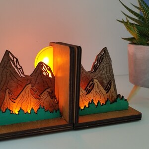 Pair of LED Mountain Forest Wooden Bookends - Nightlight - Bookshelf ...