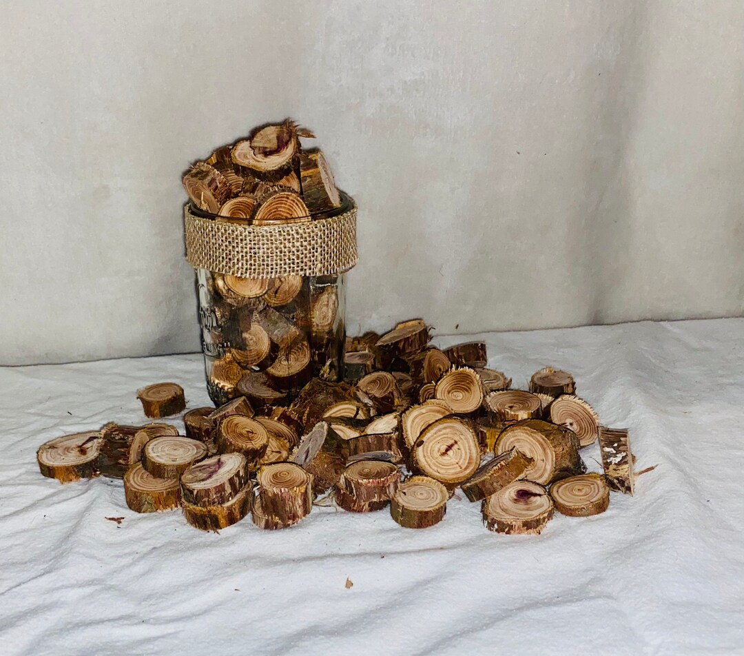Cedar Wood Slices: Rustic Vase Filler, Table Confetti (1 Pound) - Etsy