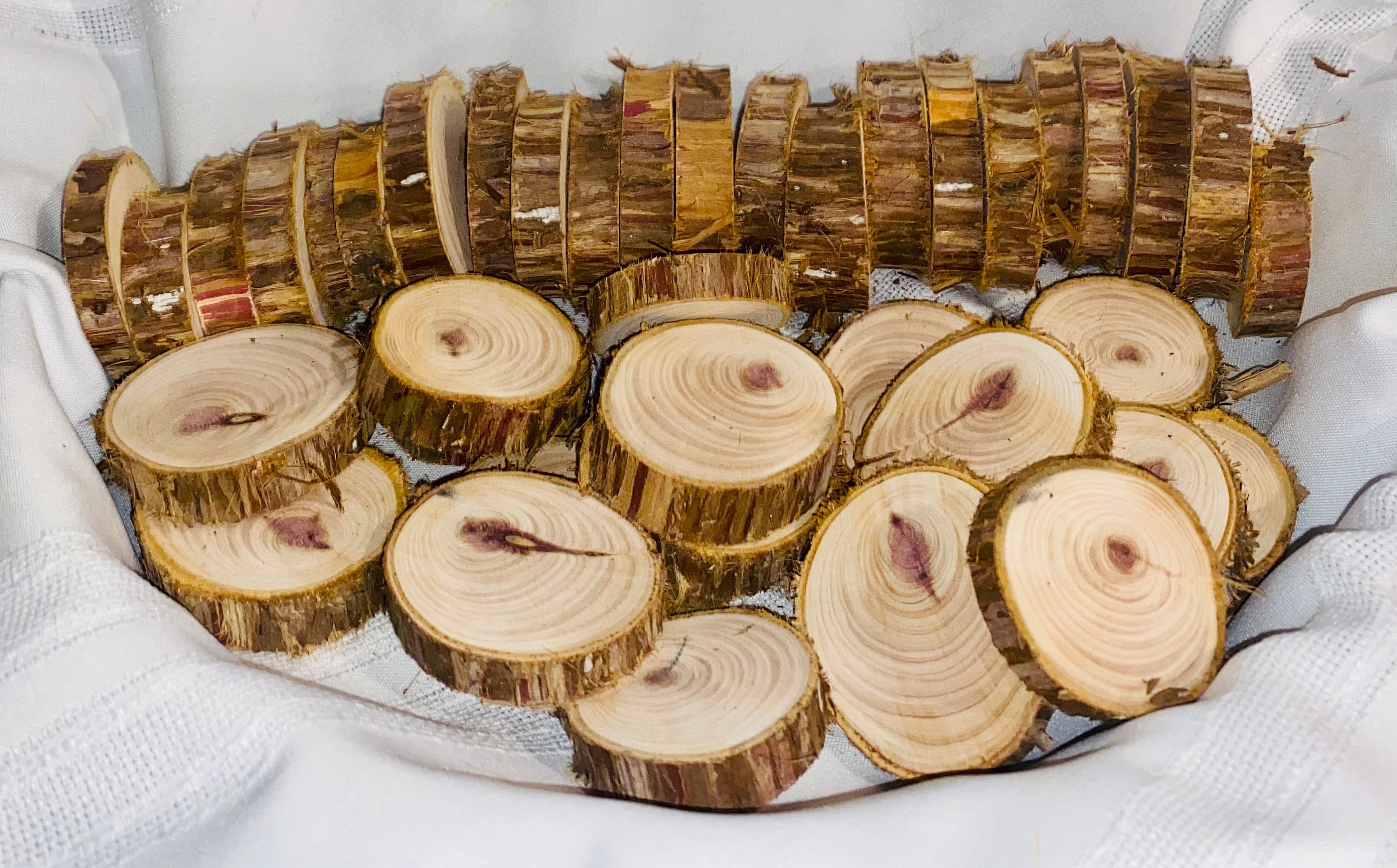 Natural Edge Cedar Craft Rounds Small 1 1/2 Diameter - Etsy