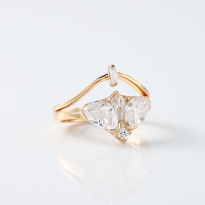 Fancy Shape Ring, Trilliant & Tapered Baguette Cut Moissanite ...