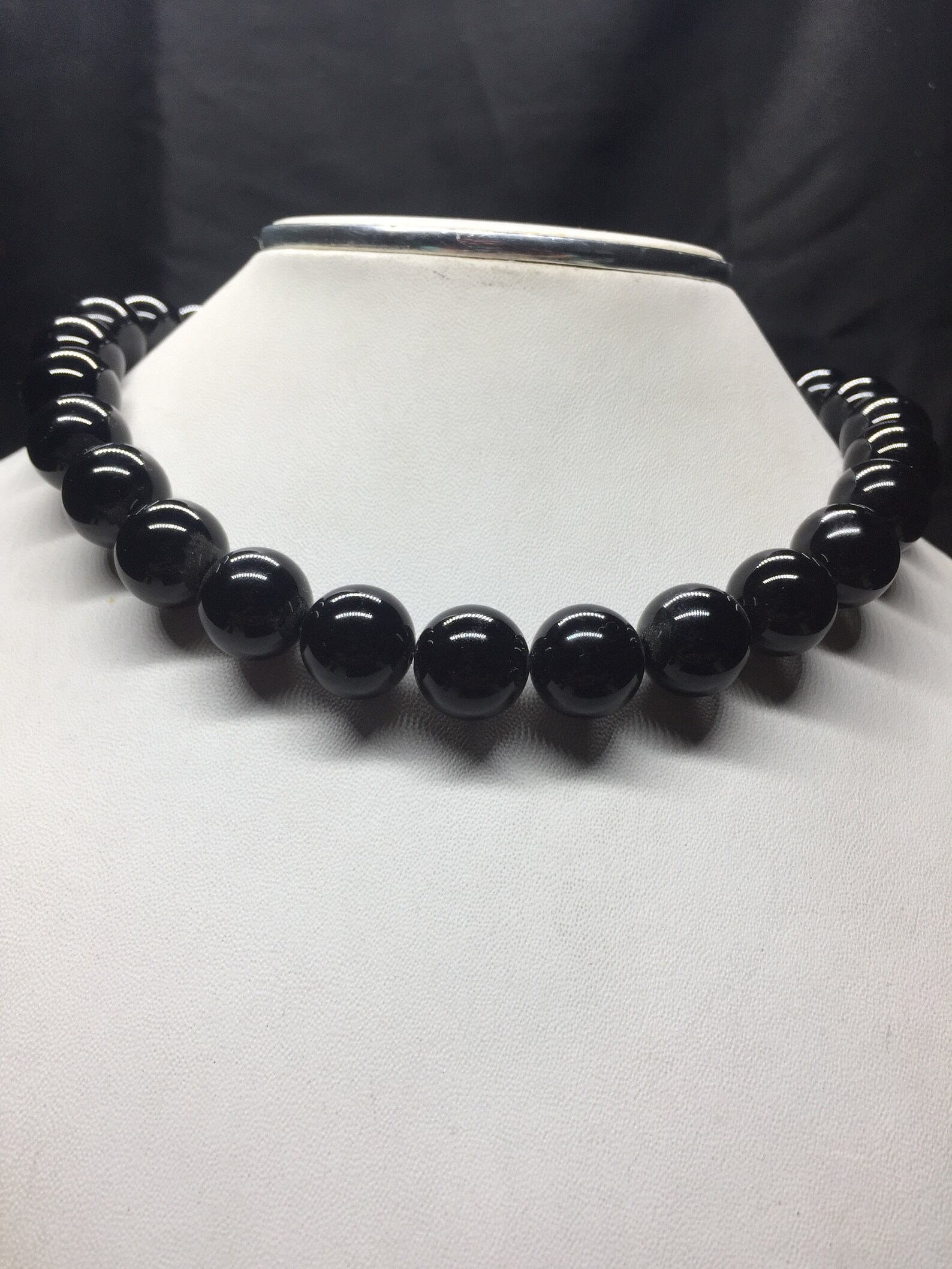 Collier de perles de boule noir naturel dOnyx. Fil en | Etsy