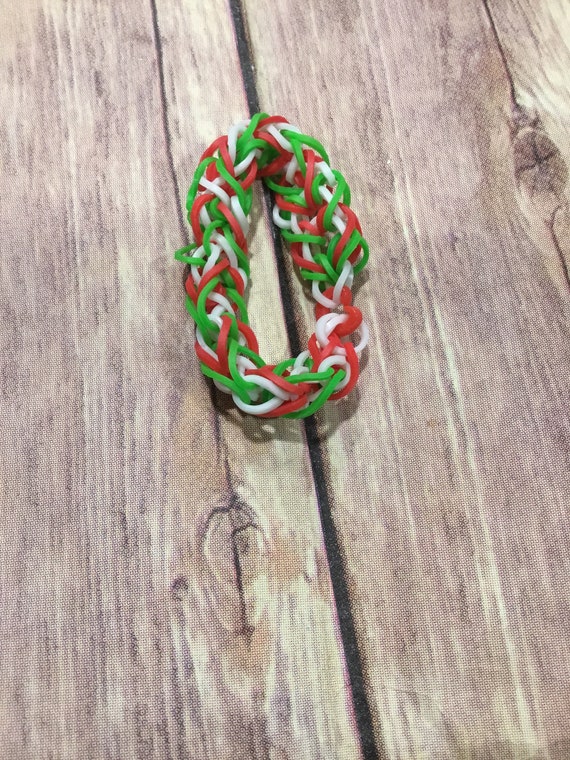 Rainbow Loom Holiday Bracelet