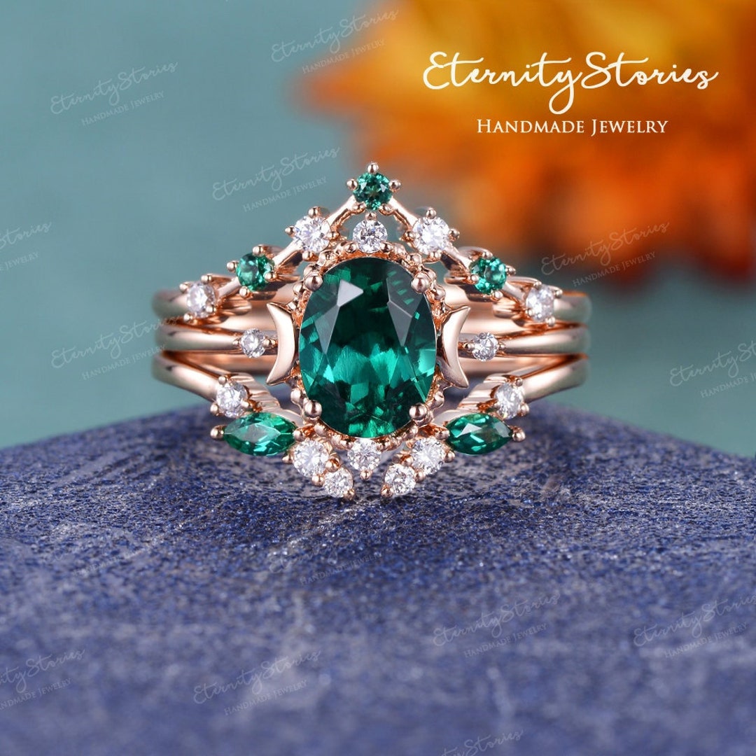Vintage Oval Cut Emerald Engagement Ring Set Woman Rose Gold Moon ...