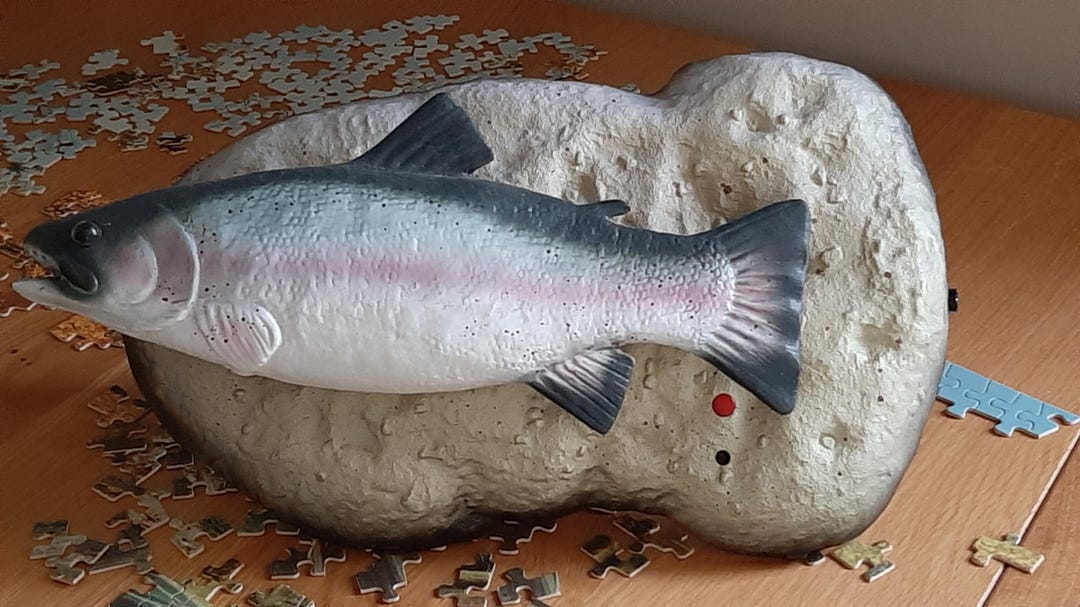 Classic Vintage Animated Singing Fish Wall Mount Plaque Travis the ...