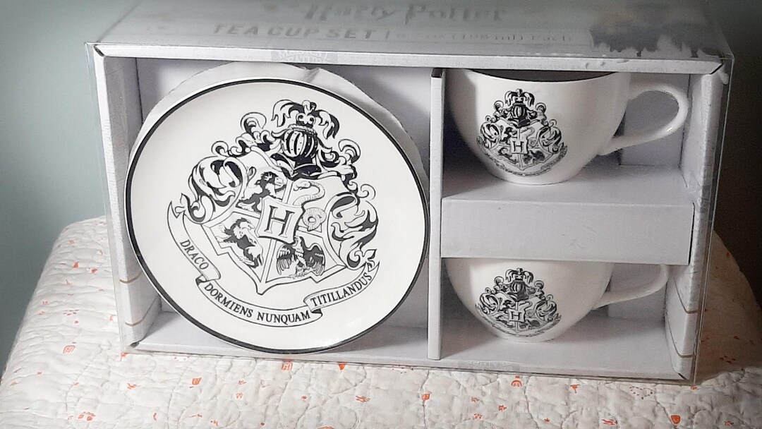 Silver Buffalo Harry Potter Tea Set for 2 [new] Boxed Harry Potter ...