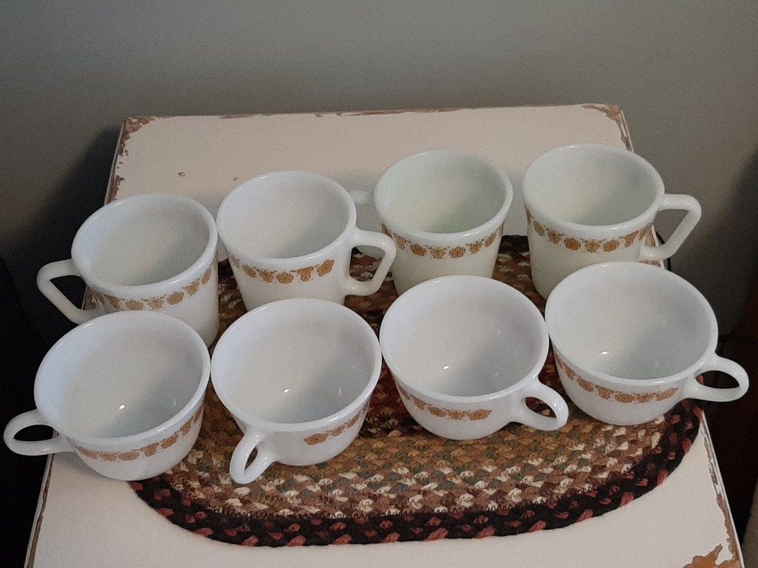 Vintage Pyrex Coffee Mugs and Cups Set of 8. Vintage Milk Glass Cups ...