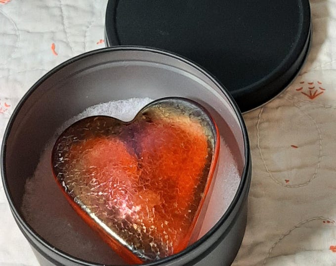 Robert Held Signed Iridescent Heart Art Glass Paper Weight Art Glass ...
