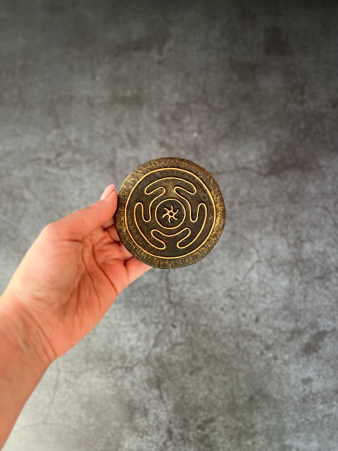 Hecate Circle Symbol Three Faced Goddess Altar Witchcraft Supplies ...