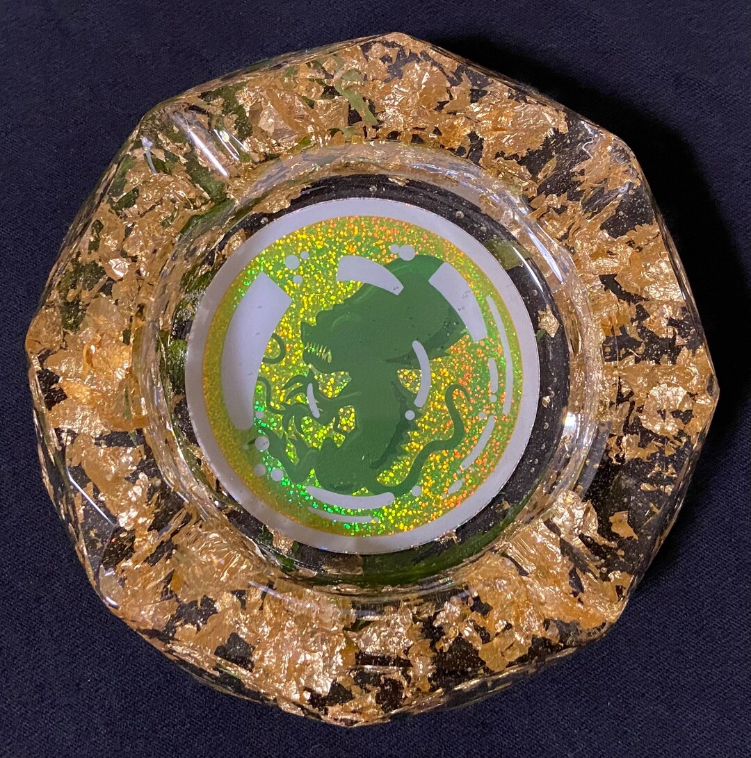 Custom Alien Ashtrays - Etsy