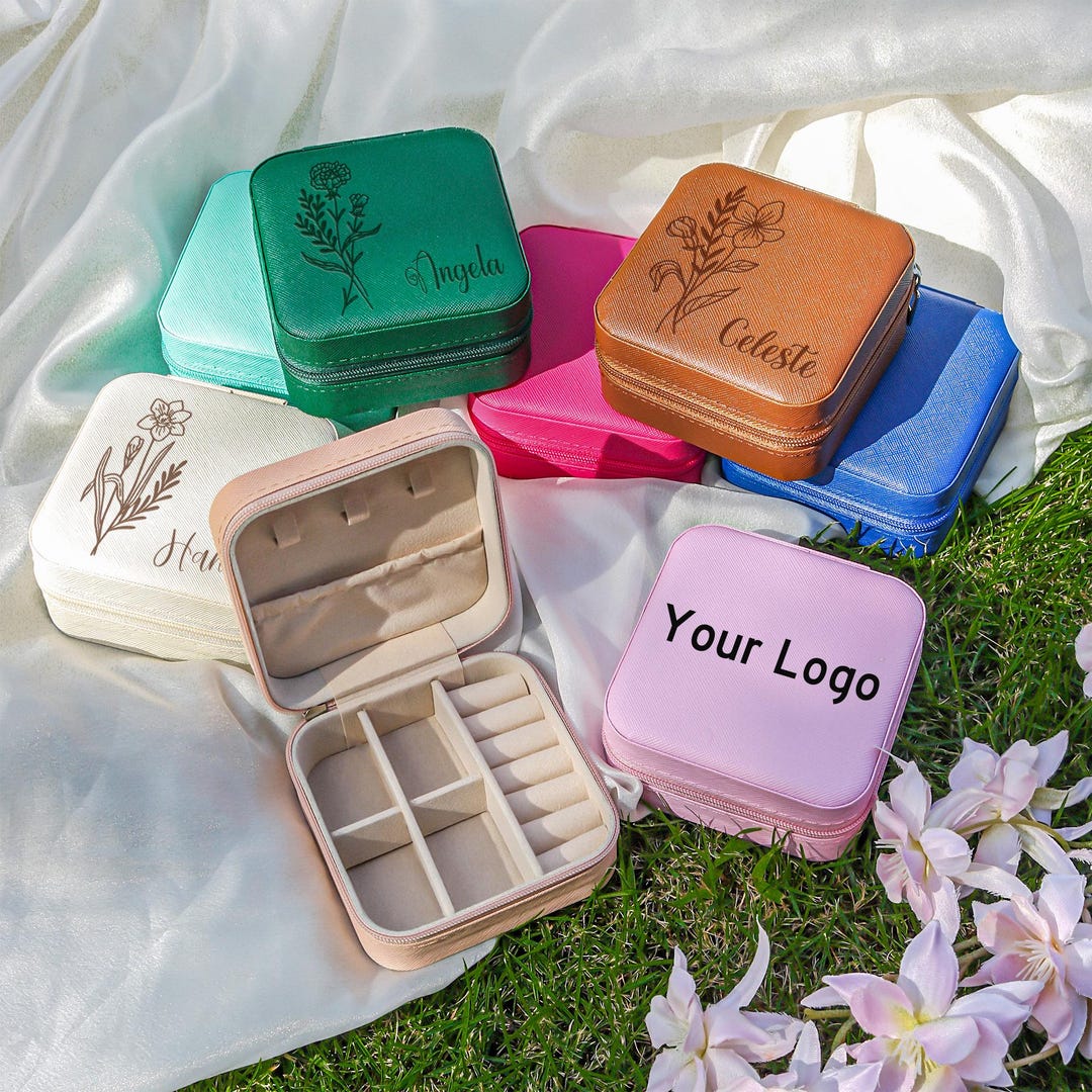 Personalized Travel Jewelry Box: Custom Name & Birth Flower Engraved - Etsy