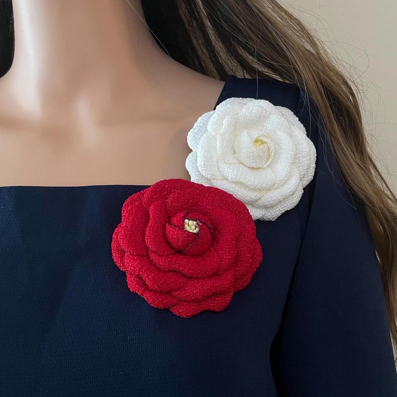 Flower Brooches - Etsy
