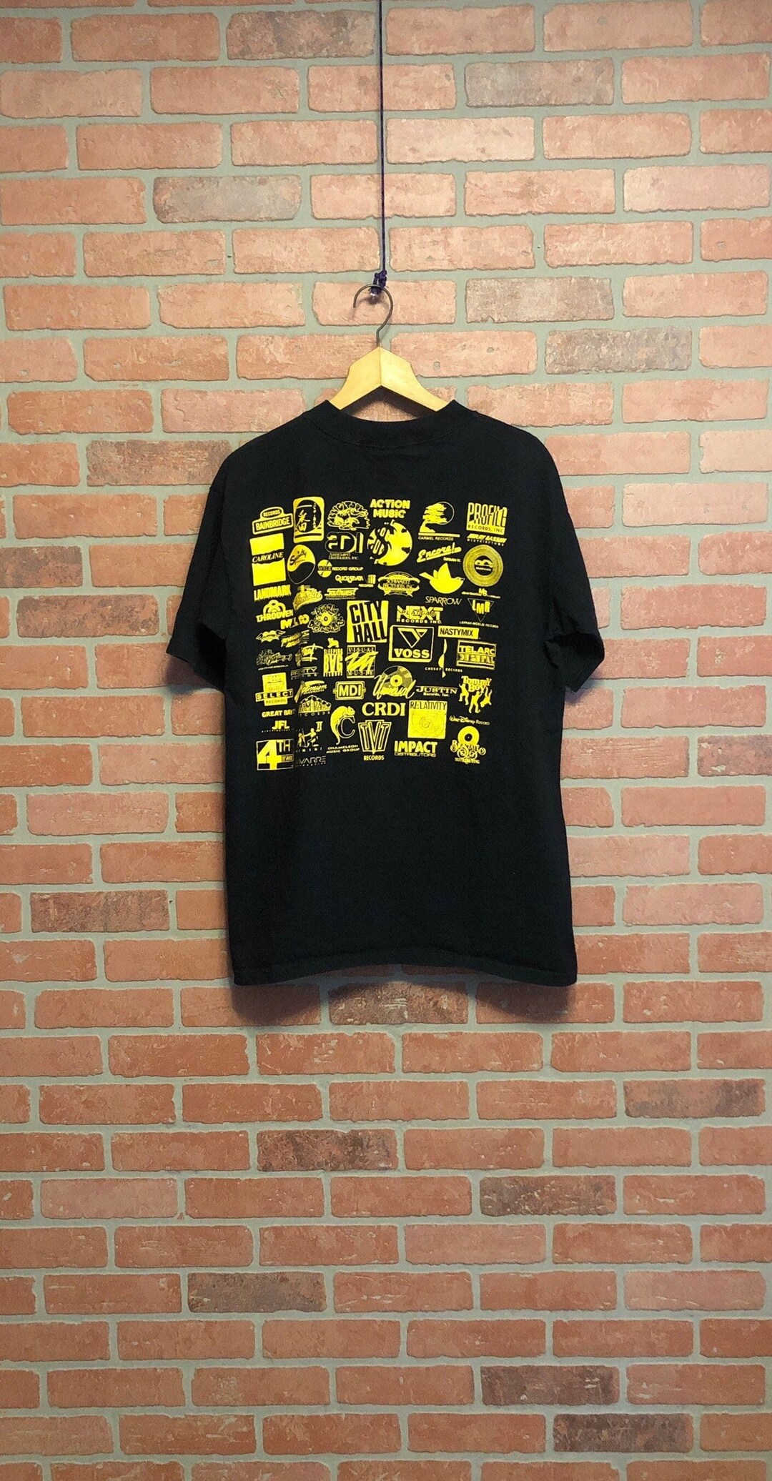 Vintage 1990s Platten Labels Unabhängige Netz Schwarz Single Stitch T ...