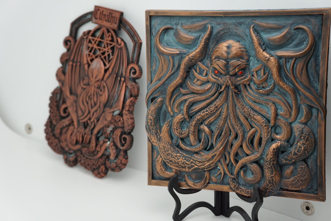 Cthulhu H.P. Lovecraft Inspired Relief Picture Detailed Hand-painted ...