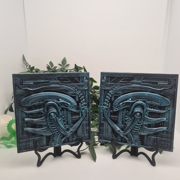 Alien Resin Art - Etsy