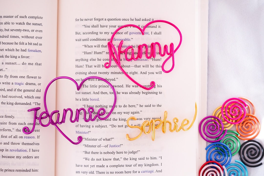 Custom Wire Name Bookmarks With Heart Personalized Unique Heart Shape ...