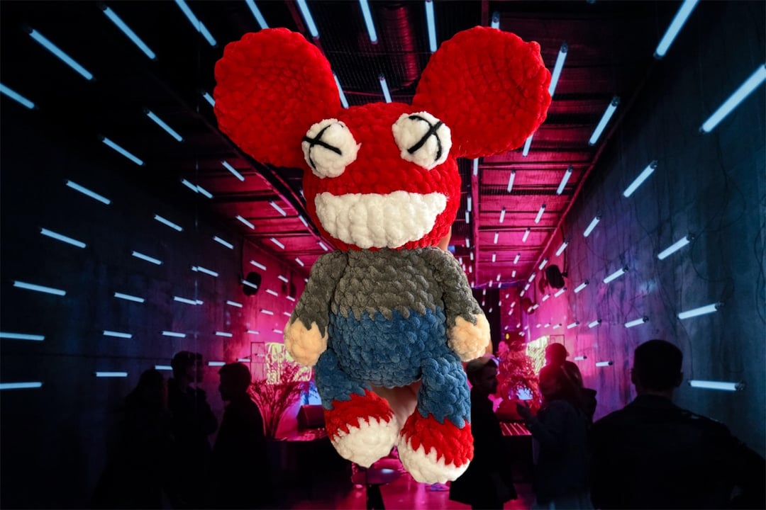 DJ Plushy Mouse Head - Etsy
