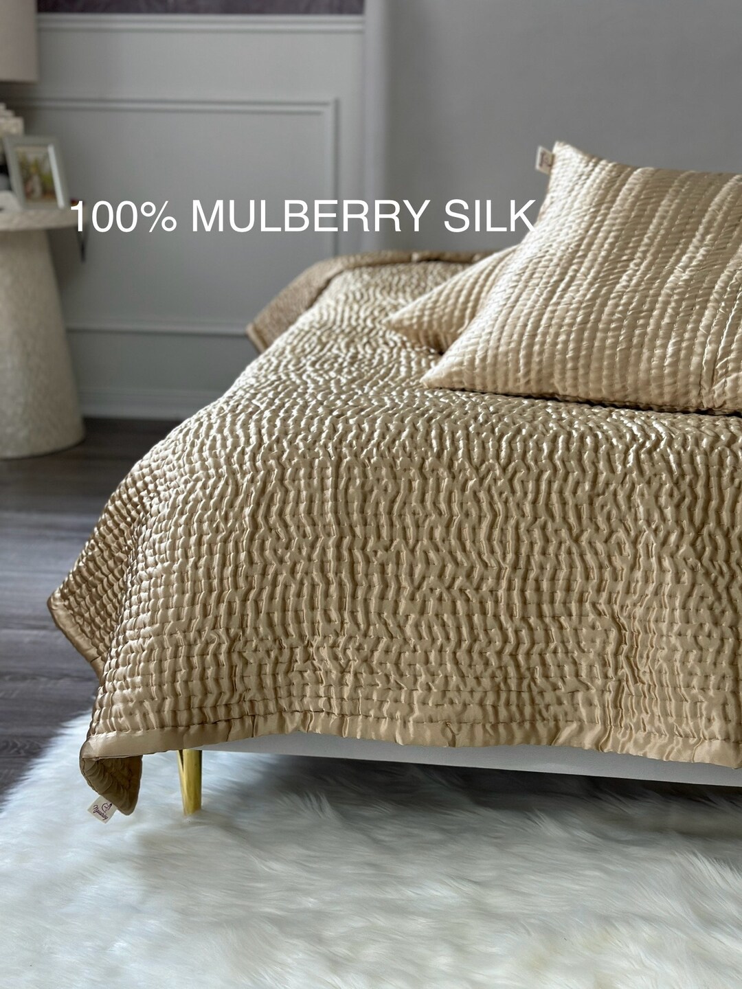 Premium Mulberry Silk Quilt, Real Silk Pillowcase, Minimalism Style Bed ...