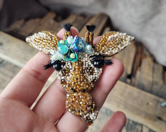 Beaded Giraffe Brooch, Giraffe Portrait Pin, Unique Gift for Valentine ...
