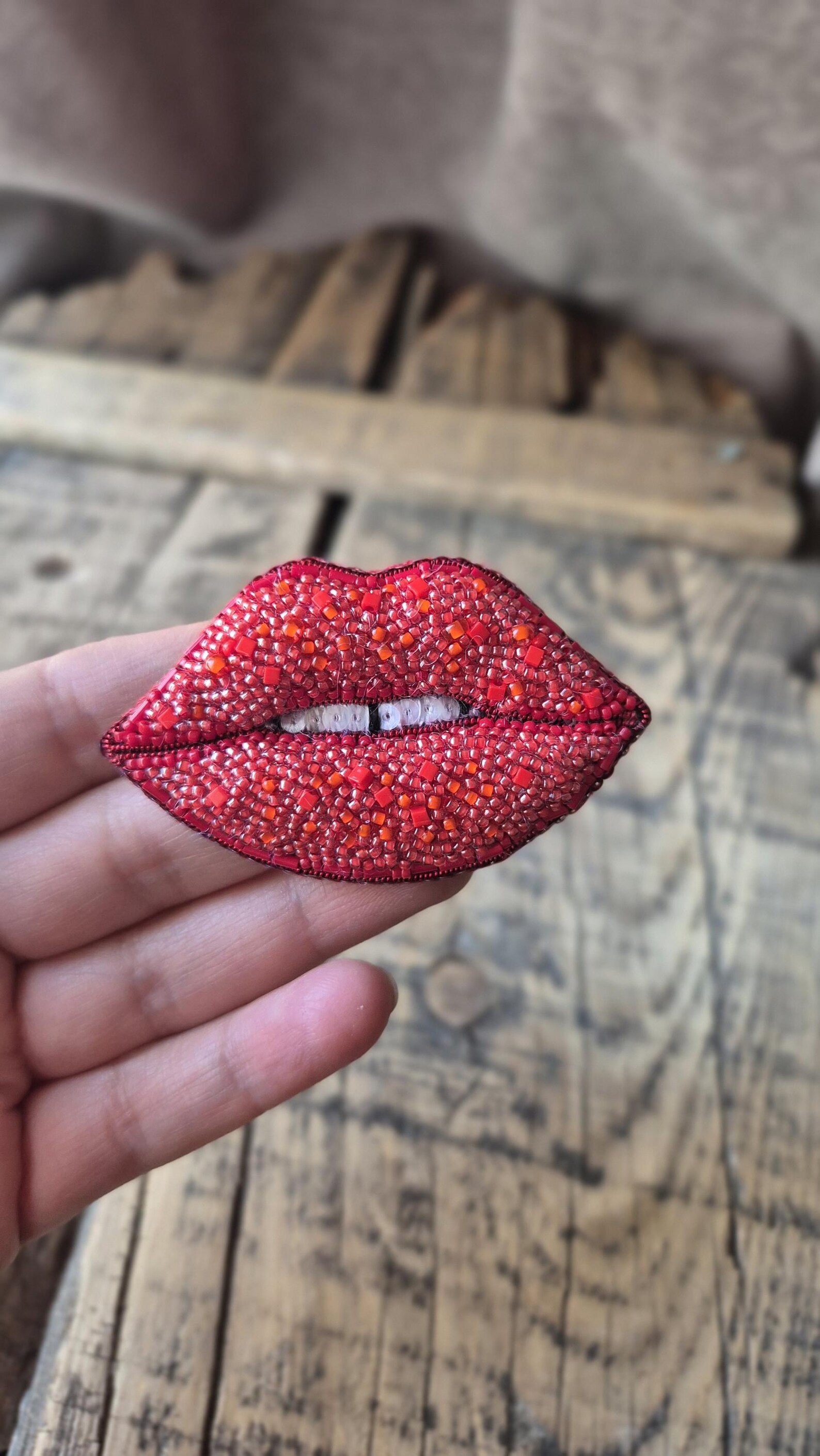 Red Lips Brooch, Handmade Beaded Lip Pin, Valentine’s Gift - Etsy