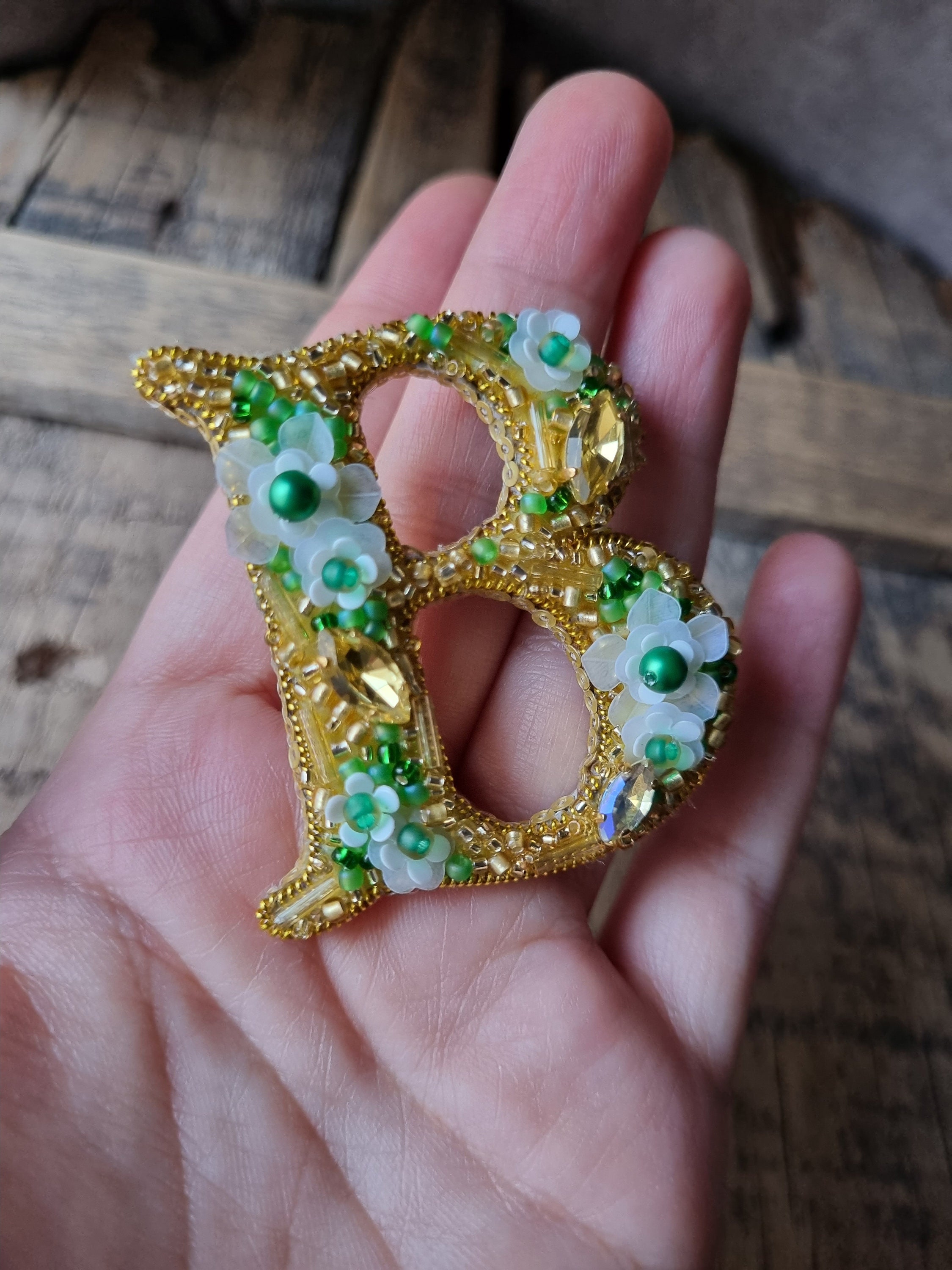 Beaded Letter Brooch, Letter B Brooch ,name Pin, Floral Jewelry, Gift ...