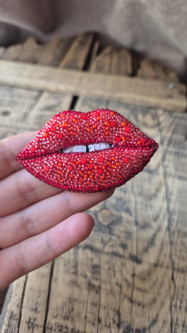 Red Lips Brooch, Handmade Beaded Lip Pin, Valentine’s Gift - Etsy
