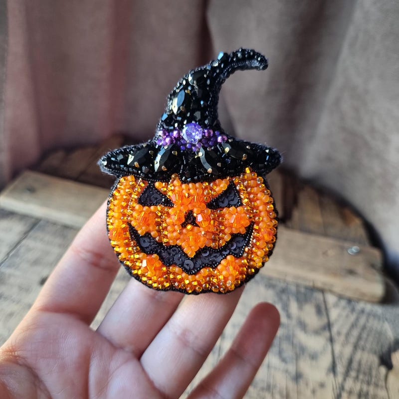 Halloween Brooch - Etsy