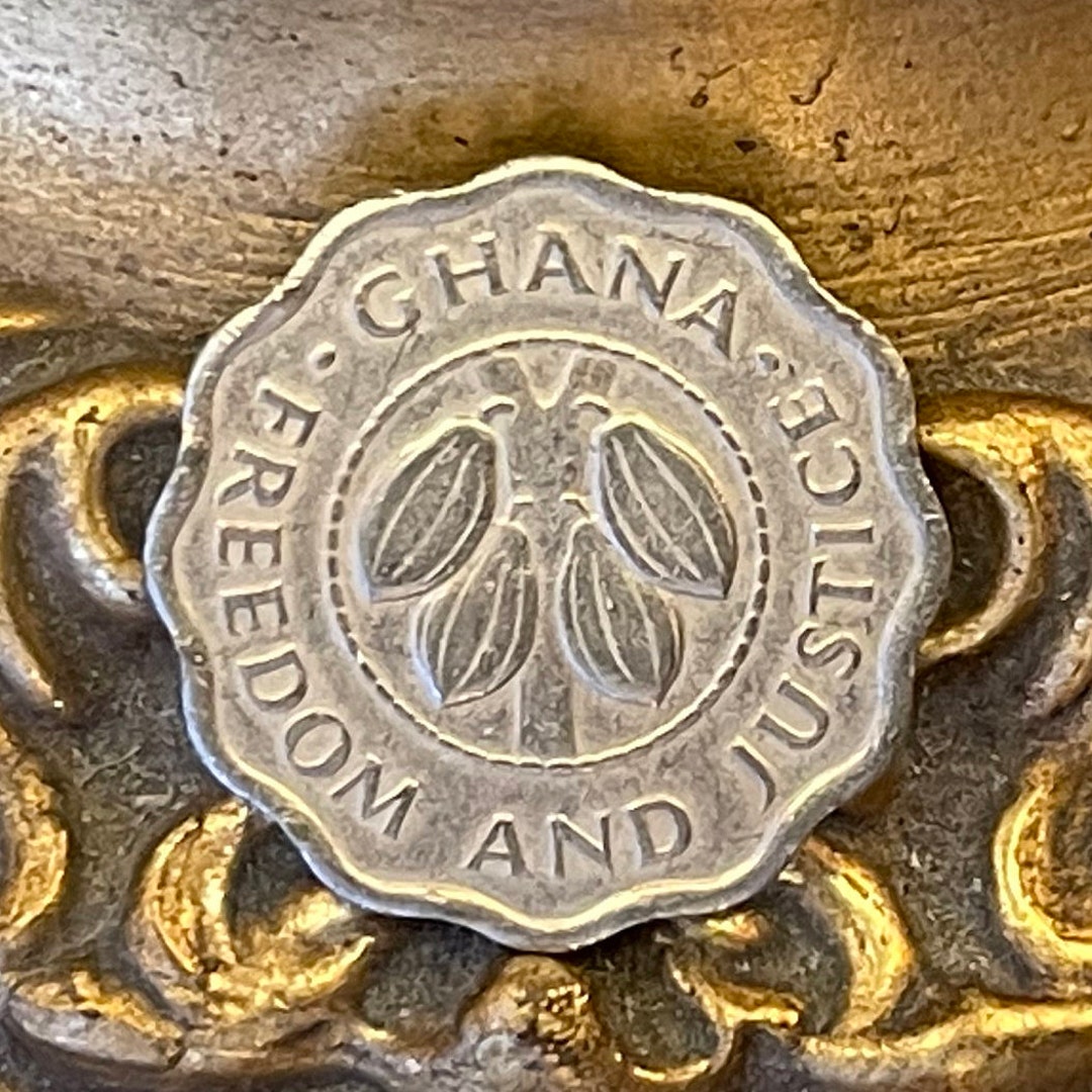 Ghana Coin: 1967 Cocoa Pods 2 1/2 Pesewas, Scalloped Edge - Etsy