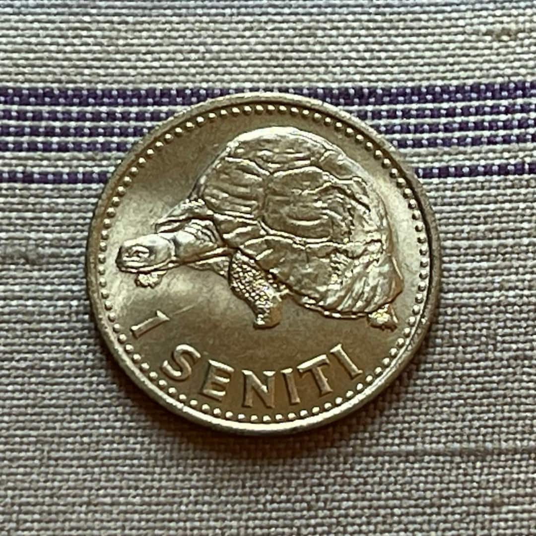 Tonga Coin Charm: King Malila Tortoise, Taufa'ahau Tupou IV, 1974 - Etsy