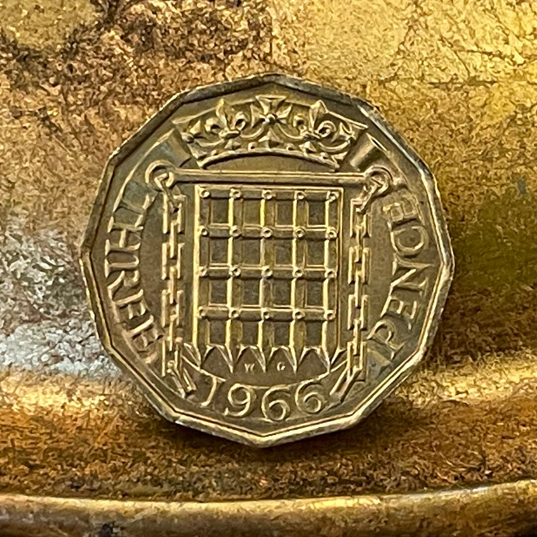 Crowned Portcullis of Parliament 3 Pence Great Britain Authentic Coin ...