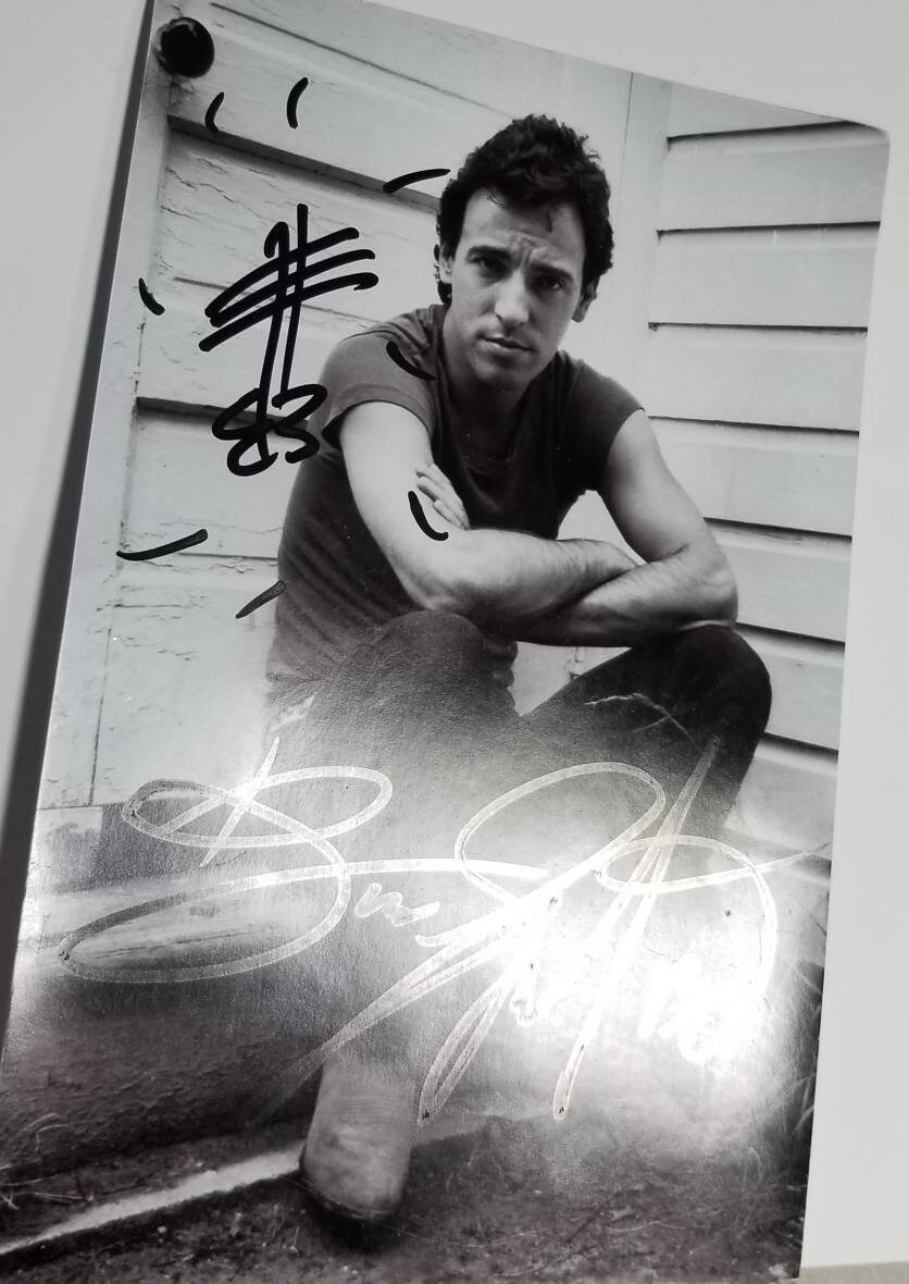 Bruce Springsteen Hand Signed Autographed Framed Photo + Guitar Pick ...