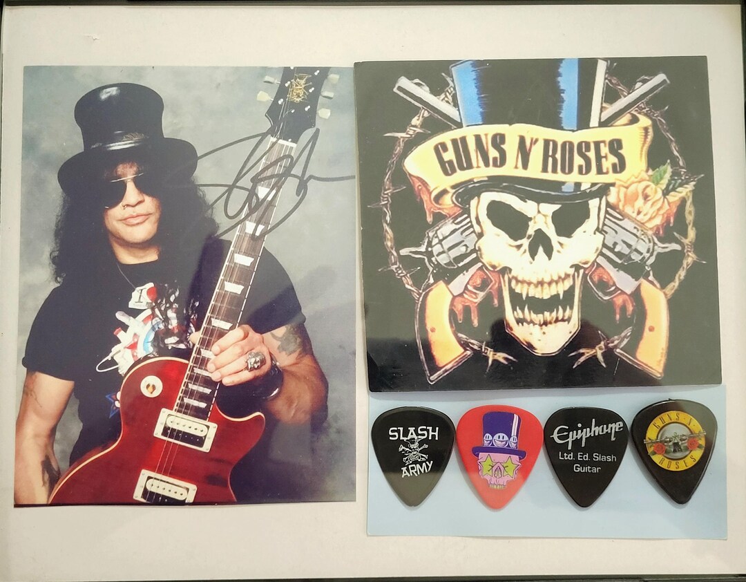 Slash Guns and Roses Gnr Photo Framed Lot 4 Genuine Tour Guitar Pick ...