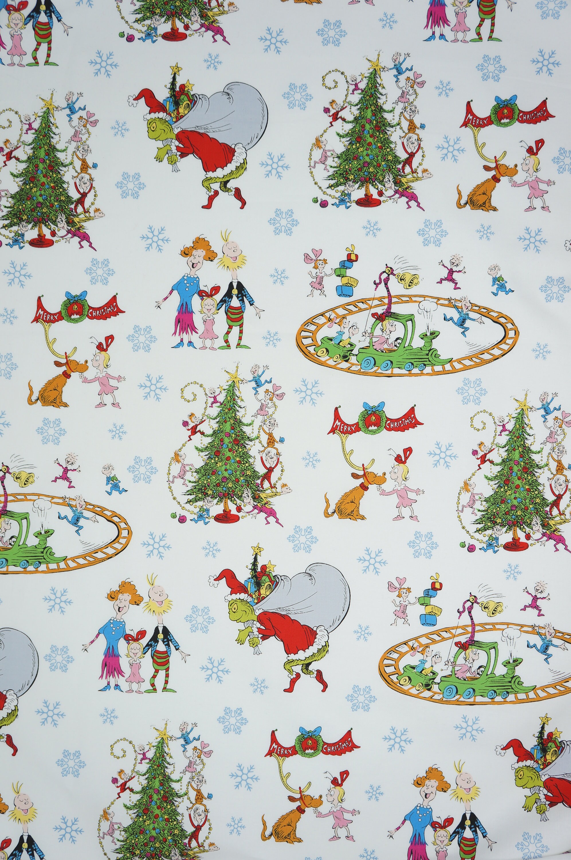 Whoville Grinch Train White, The Grinch on White Dr. Seuss How the ...