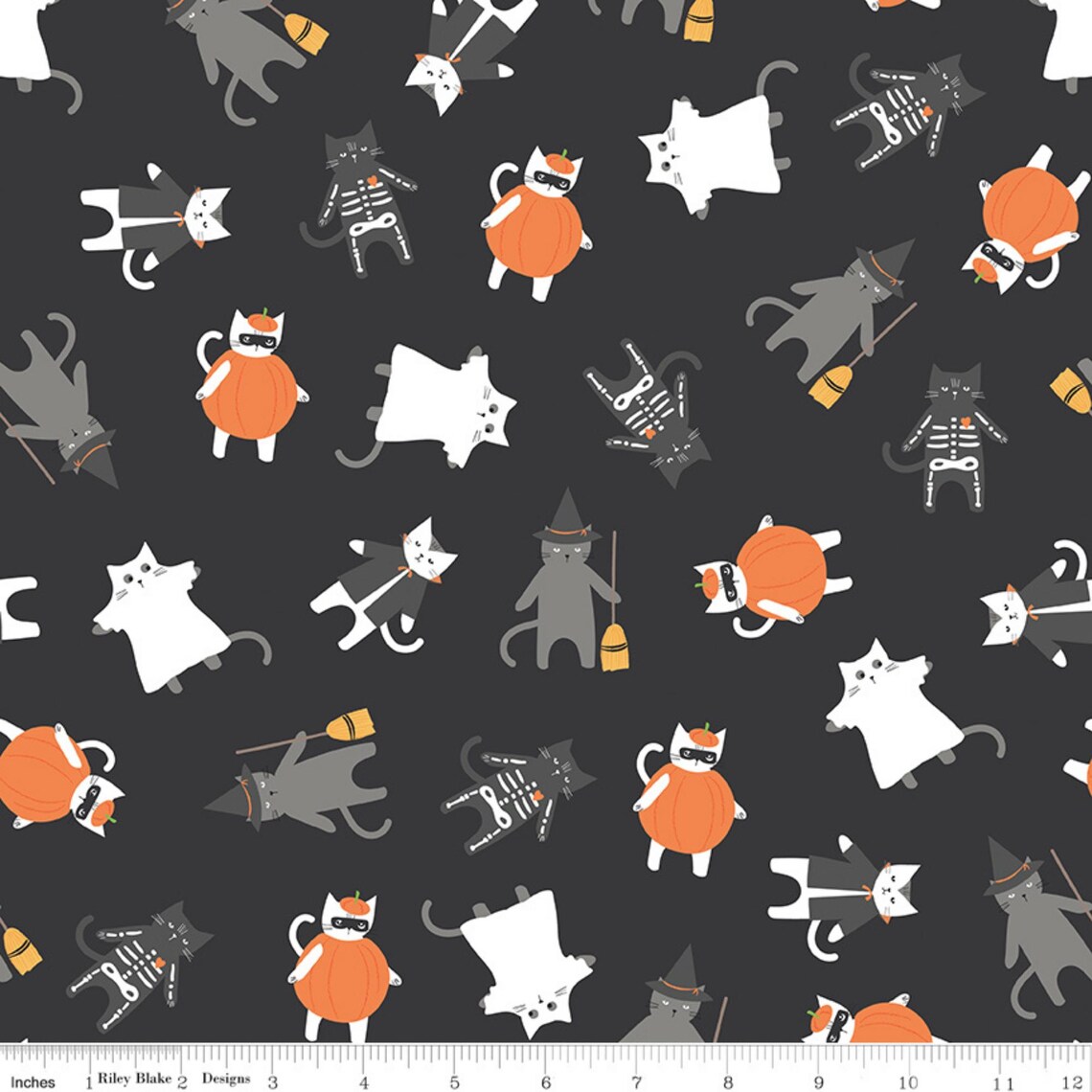 Halloween Fabric Bundle, Hey Bootiful 1 Yard Charcoal Bundle Includes 2 ...