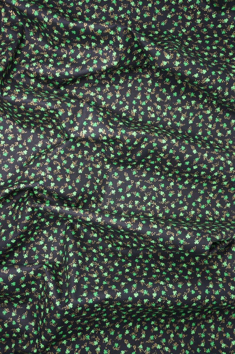 Mini Shamrock Fabric Ditsy Shamrocks on Black With Gold - Etsy
