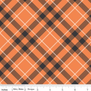 Halloween Fabric Bundle, Hey Bootiful 1 Yard Charcoal Bundle Includes 2 ...