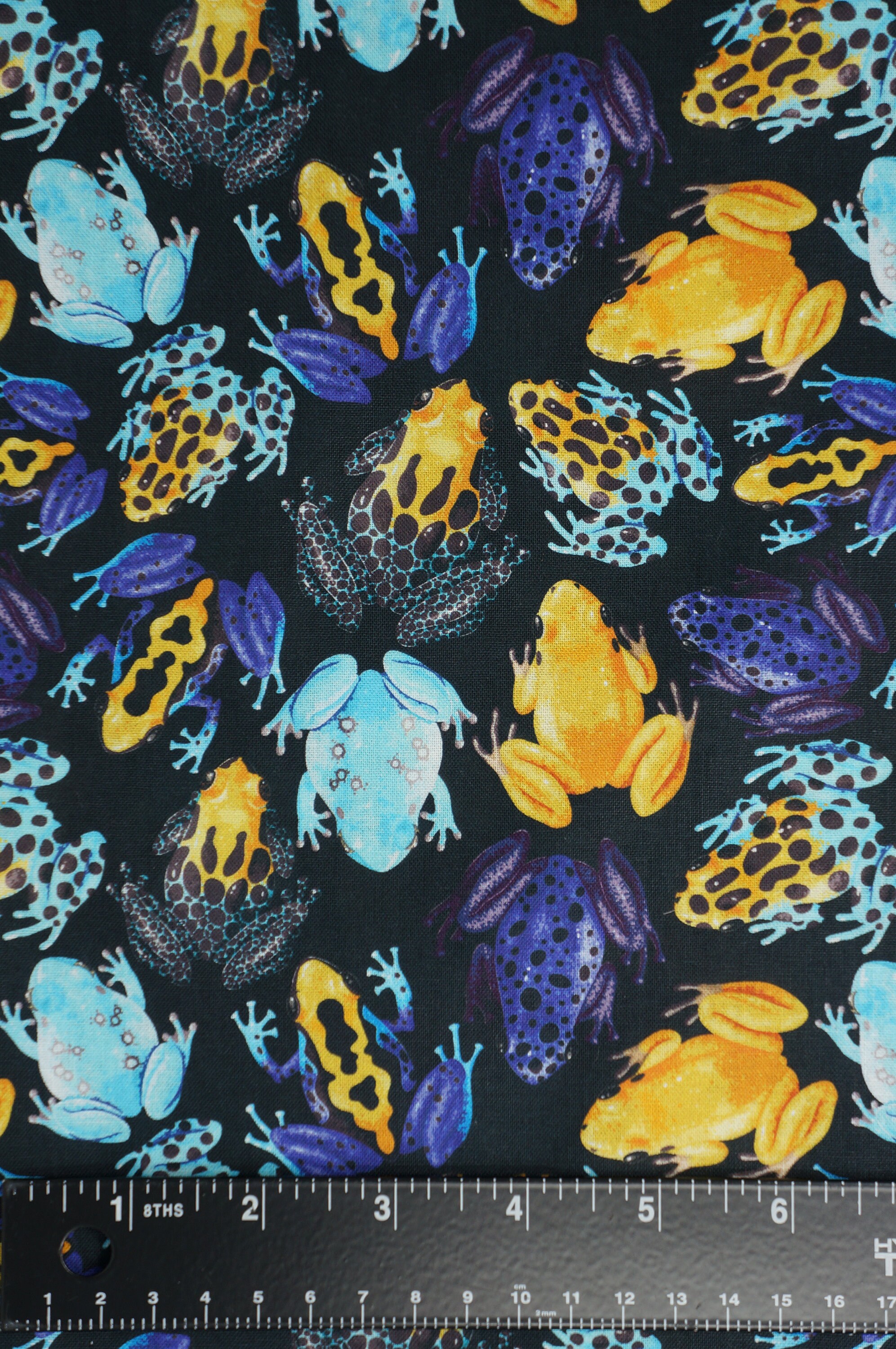 Frog Fabric, Tree Frog Fabric, Frog Novelty Cotton Fabric, Colorful ...