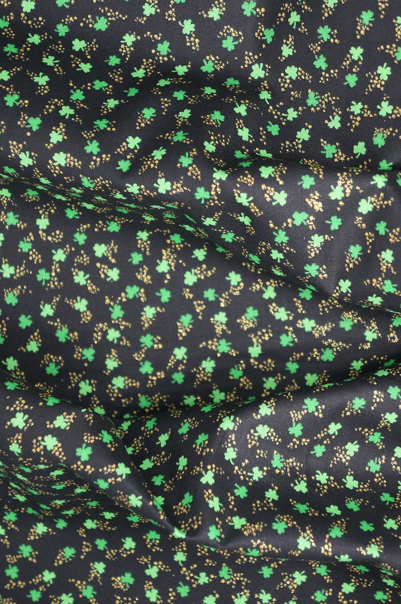 Mini Shamrock Fabric Ditsy Shamrocks on Black With Gold - Etsy