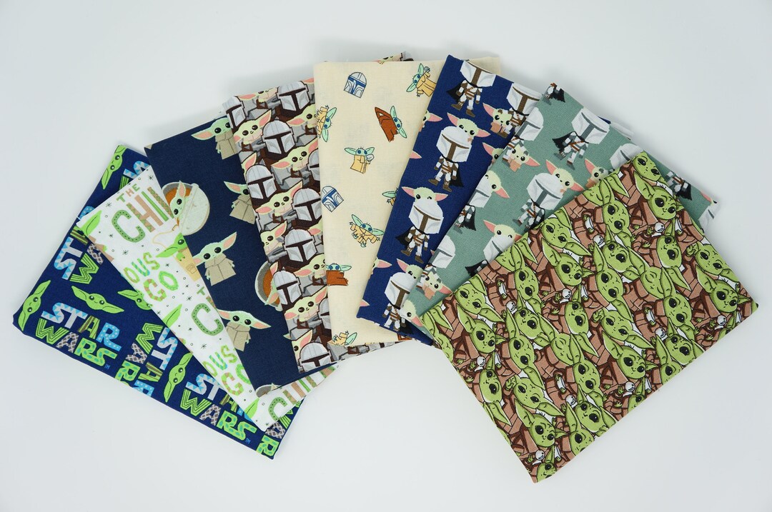 8 Fat Quarter Bundle Baby Yoda Grogru Star Wars Mandalorian Licensed ...