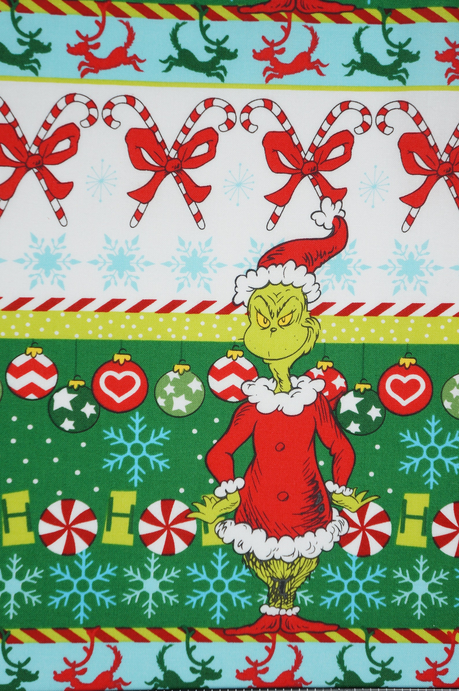 Grinch Fabric, the Grinch Dr. Seuss How the Grinch Stole Christmas ...